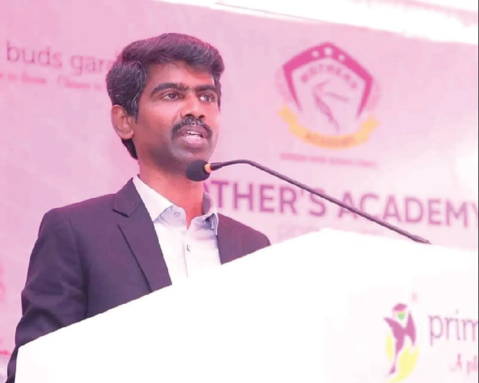 Chitti Powered School